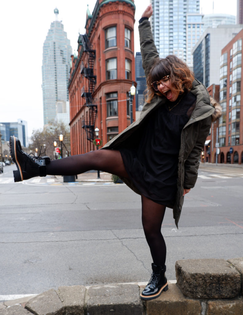 Nice to meet you, I'm Astrid Moulin and you? - Fringinto